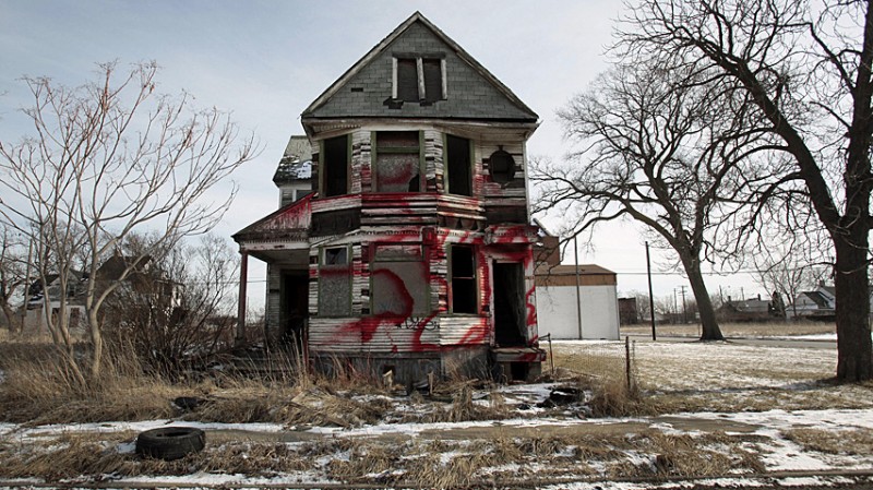 25 Facts About the Fall of Detroit
