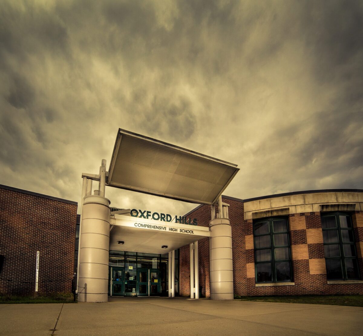 Oxford Hills Superintendent Defends Suspensions as District Reviews ...